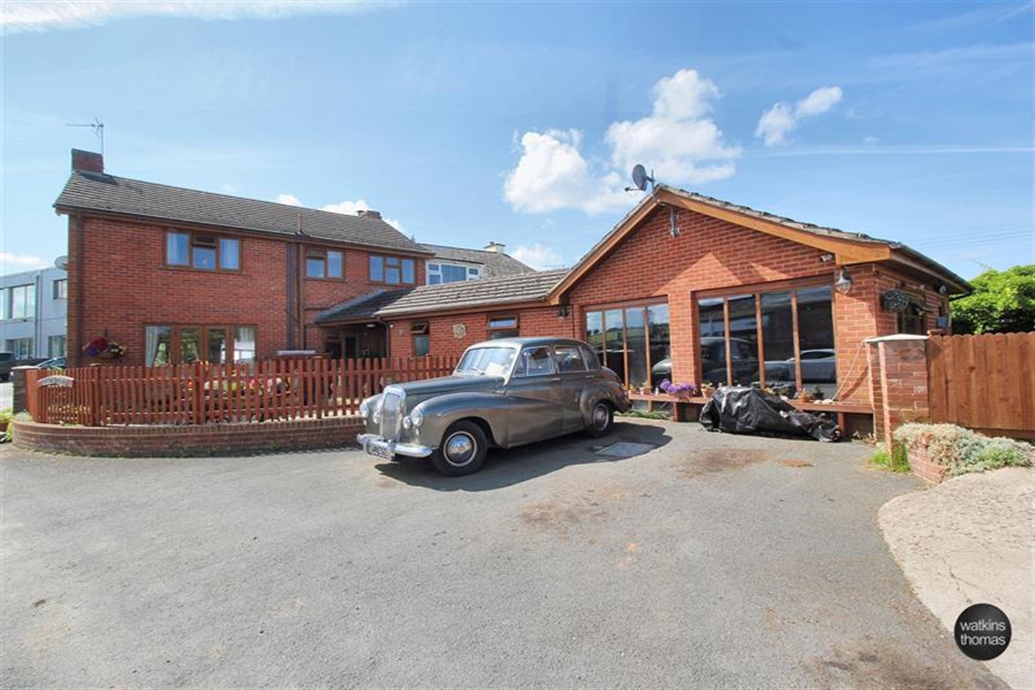 Portway House, Callow, Hereford, HR2 8BS. | Watkins Thomas